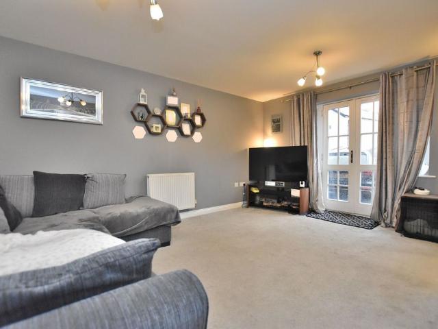 2 Bedroom Flat To Rent, 2 Bedroom Flat To Rent