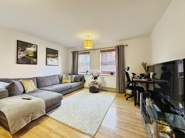 2 Bedroom Flat To Rent, 2 Bedroom Flat To Rent