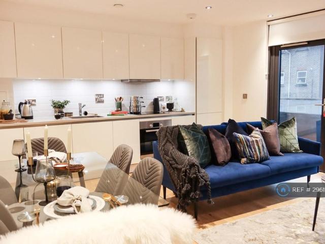 2 bedroom flat to rent