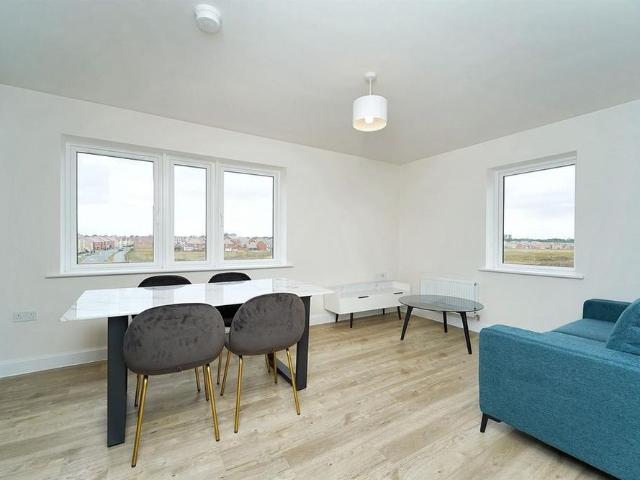 2 bedroom flat to rent