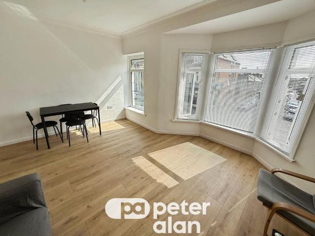 2 bedroom flat to rent