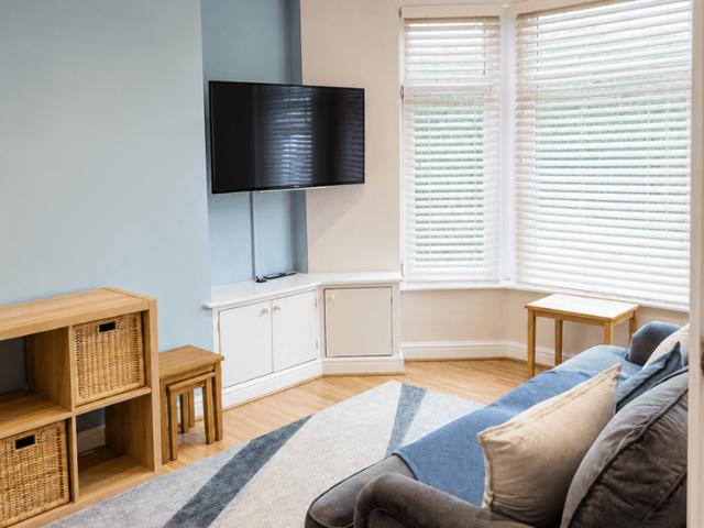 2 bedroom flat to rent