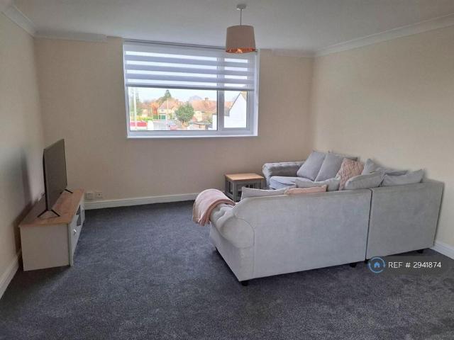 2 bedroom flat to rent