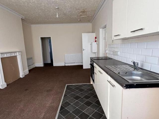 2 bedroom flat to rent