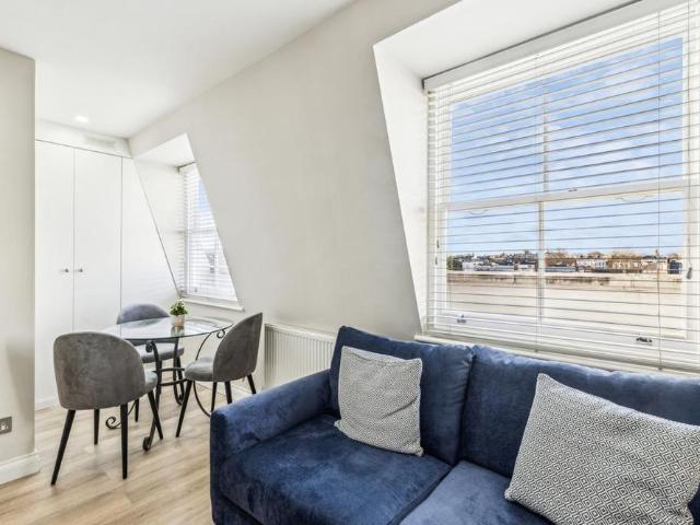 2 bedroom flat to rent