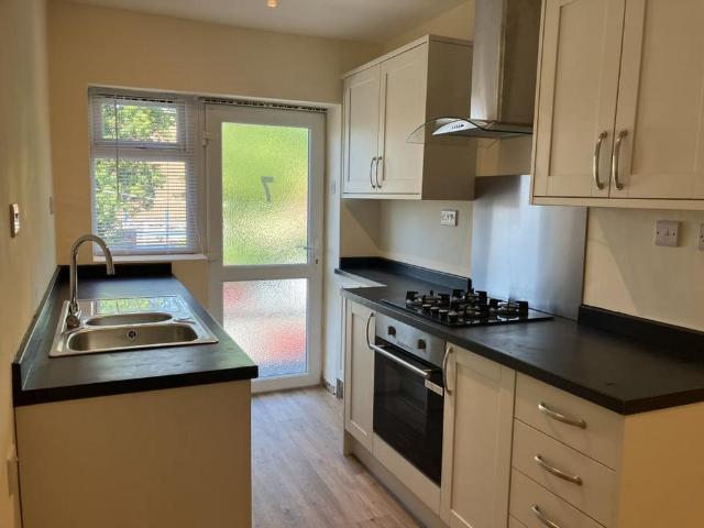 2 bedroom flat to rent