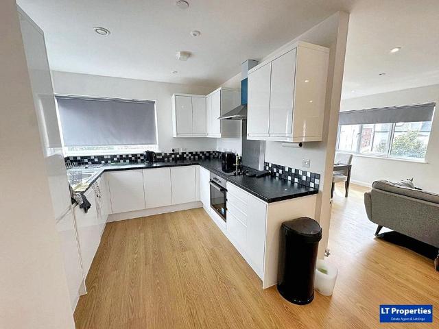 2 bedroom flat to rent