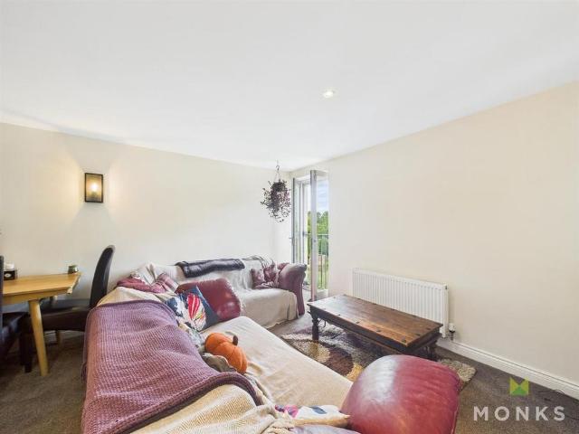 2 bedroom flat to rent