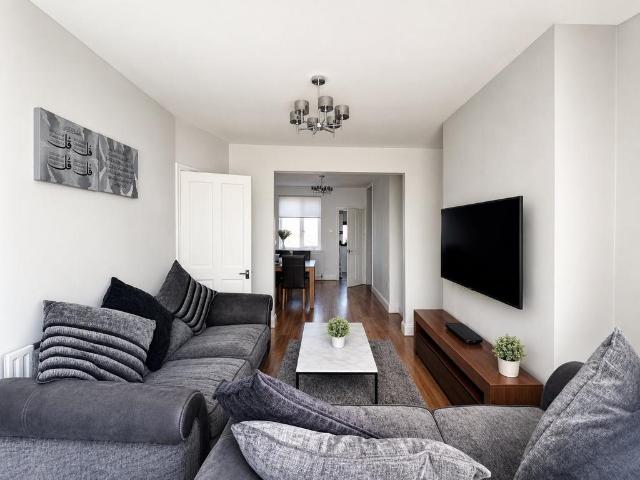 2 bedroom flat to rent