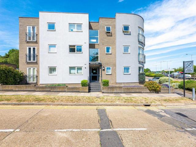 2 bedroom flat to rent