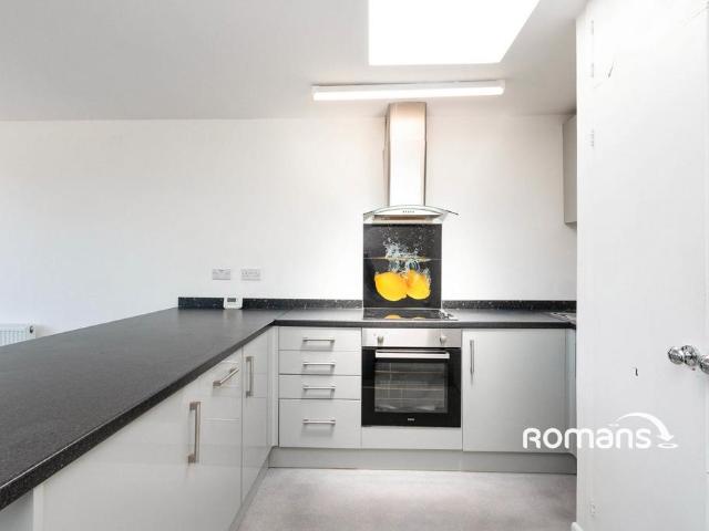 2 bedroom flat to rent