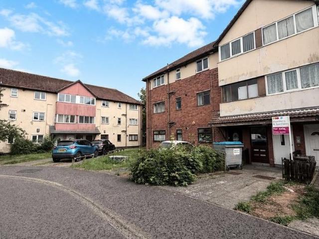 2 bedroom flat to rent