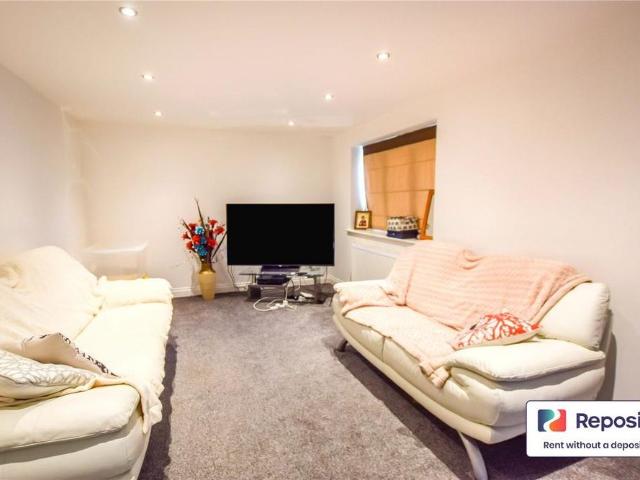 2 bedroom flat to rent