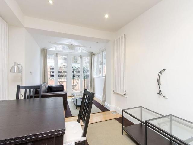 2 bedroom flat to rent