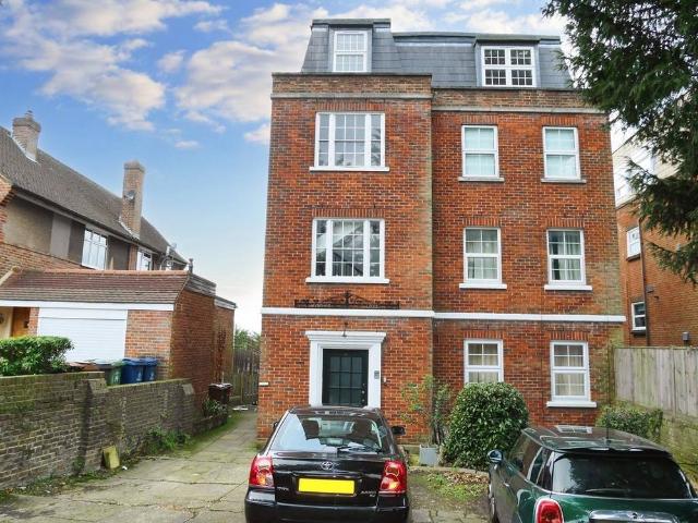 2 bedroom flat to rent