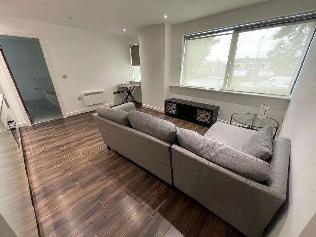 2 bedroom flat to rent