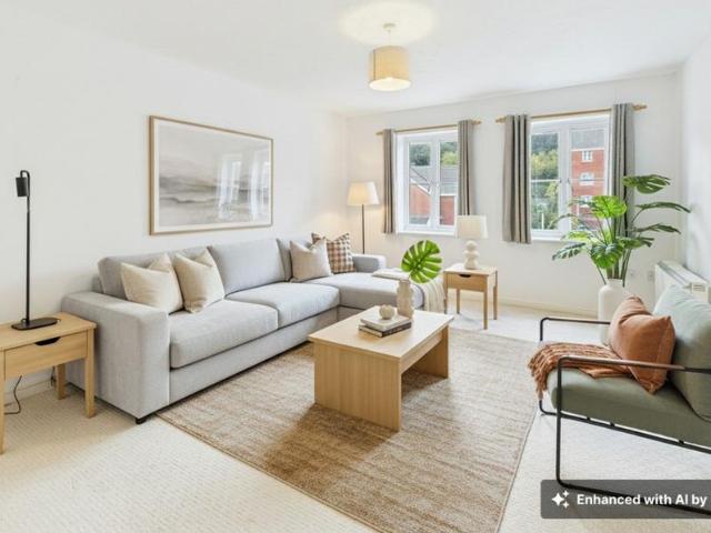 2 bedroom flat to rent
