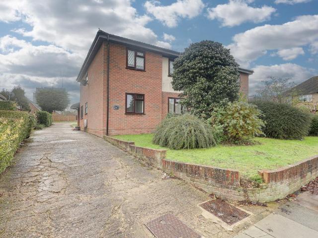 2 bedroom flat to rent