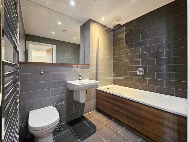 2 bedroom flat to rent