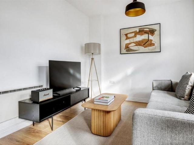 2 bedroom flat to rent