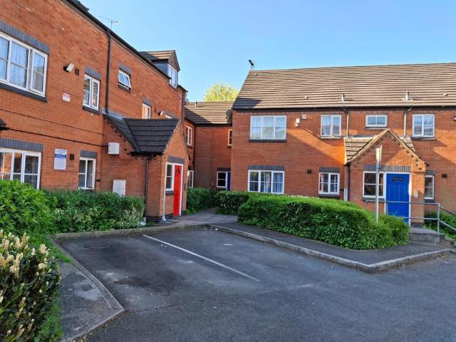 2 bedroom flat to rent