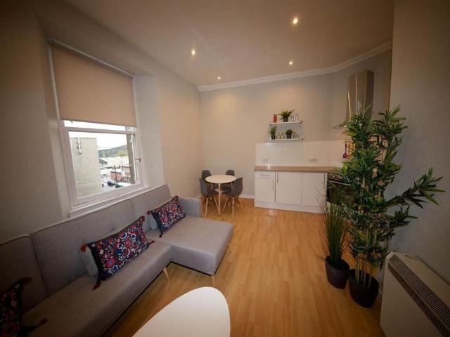 2 bedroom flat to rent