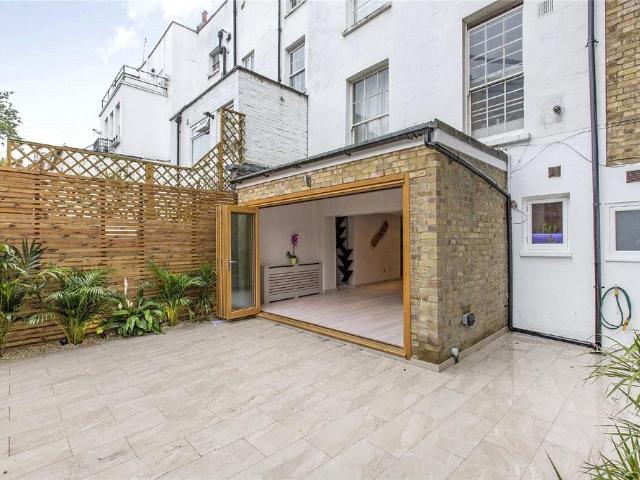 2 bedroom flat to rent
