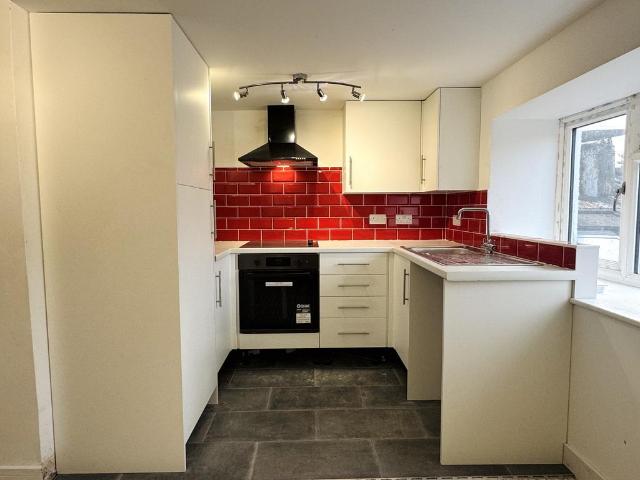 2 bedroom flat to rent
