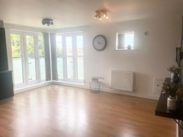 2 bedroom flat to rent