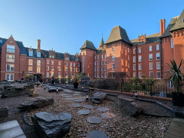 2 bedroom flat to rent