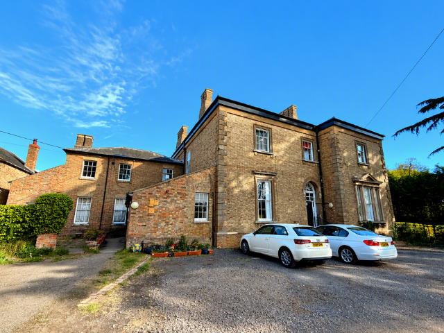 2 bedroom flat to rent