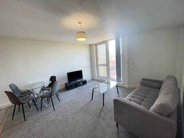 2 bedroom flat to rent