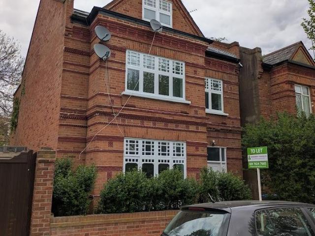 2 bedroom flat to rent