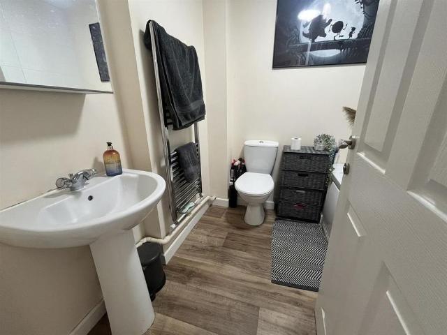2 bedroom flat to rent