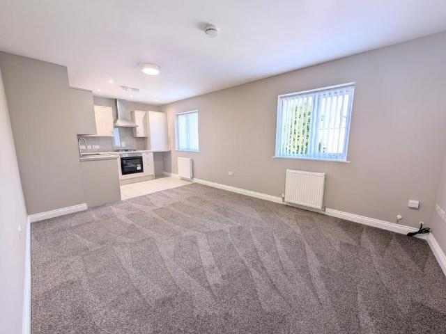 2 bedroom flat to rent