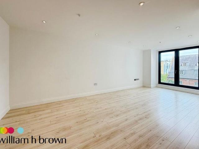 2 bedroom flat to rent