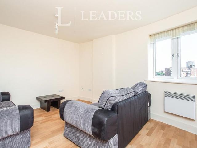 2 bedroom flat to rent