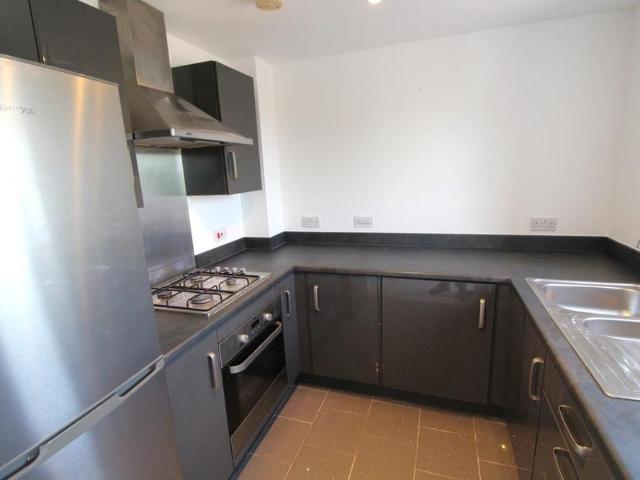 2 bedroom flat to rent