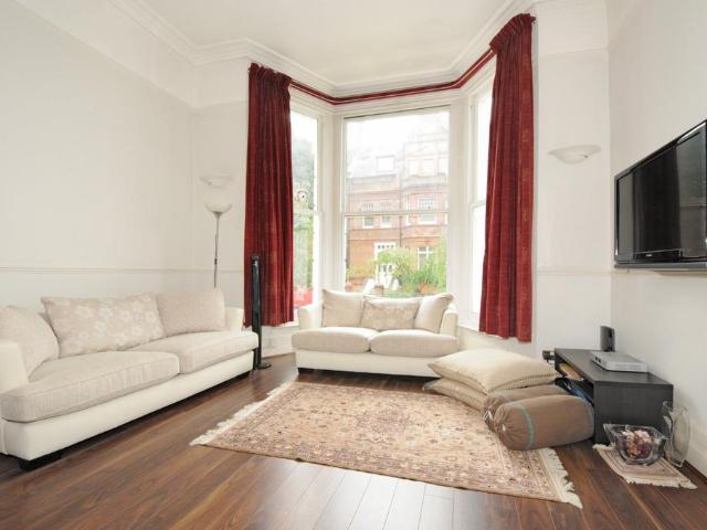 2 bedroom flat to rent