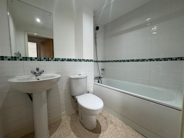 2 bedroom flat to rent