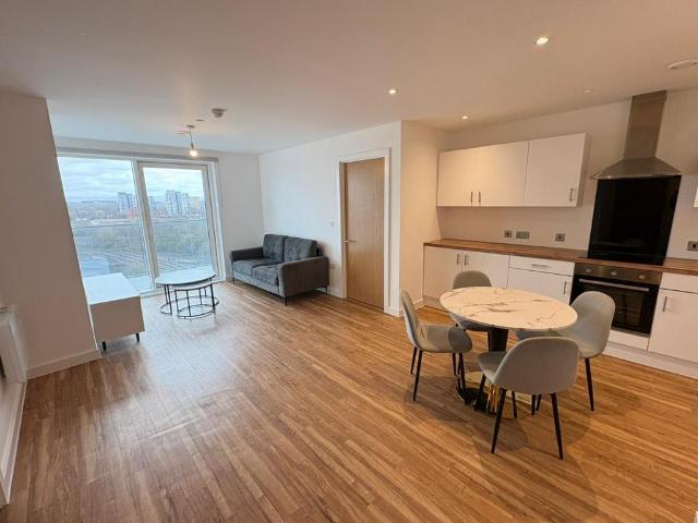 2 bedroom flat to rent