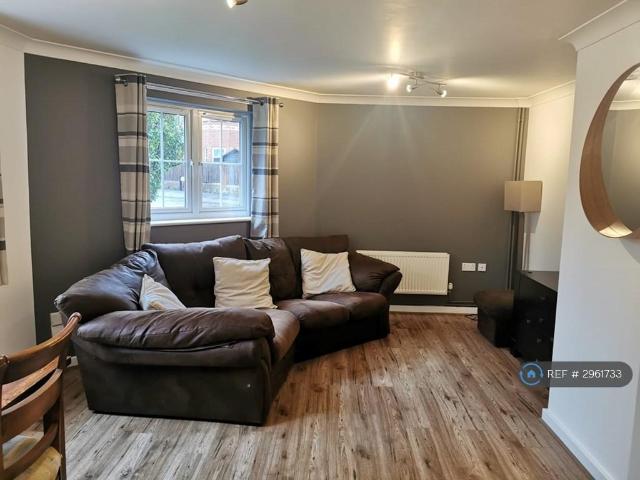 2 bedroom flat to rent