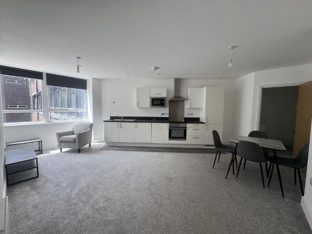 2 bedroom flat to rent