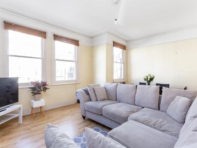 2 bedroom flat to rent