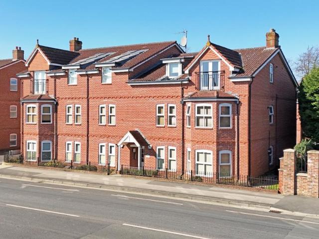 2 bedroom flat to rent