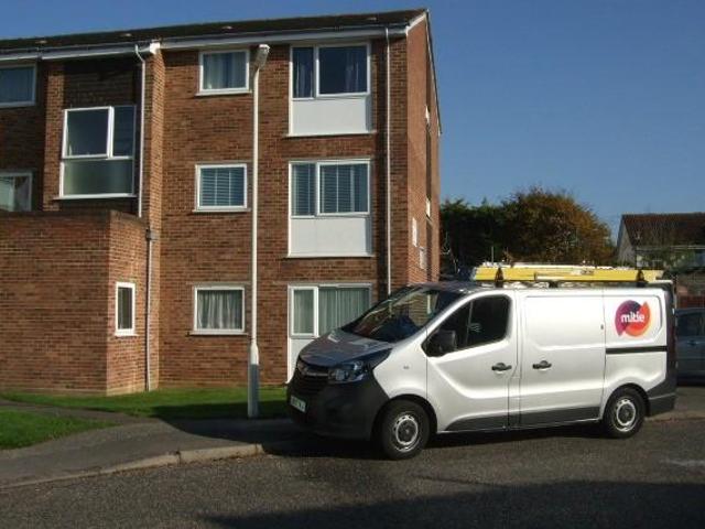 2 bedroom flat to rent