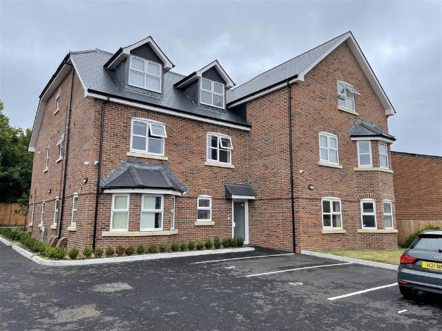 2 bedroom flat to rent