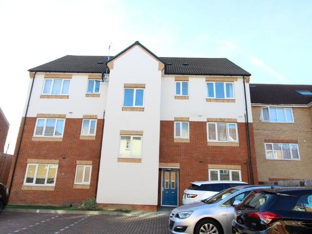 2 bedroom flat to rent