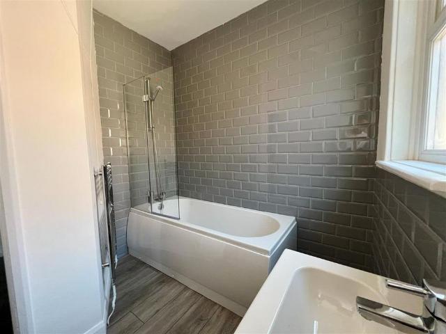 2 bedroom flat to rent