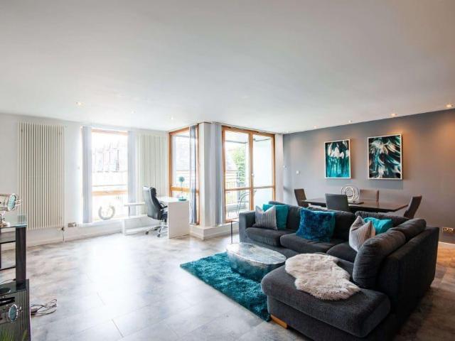 2 bedroom flat to rent